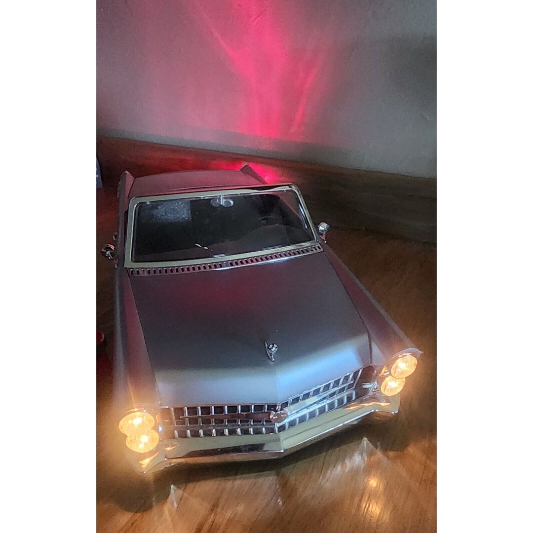 2002 Bratz Car Silver Cadillac Cruiser Working FM Radio Please Read ...