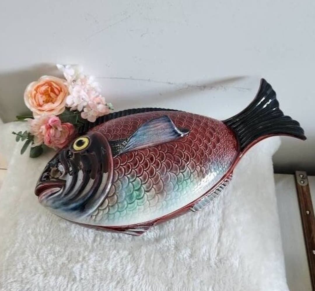 Vintage Ceramic Covered Fish Platter/art Pottery Fish Shaped Platter ...