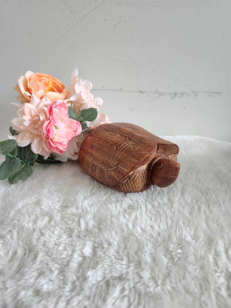 Vintage Hand Carved Wood Tortoise Turtle Stash Box/ Turtle Sculpture ...