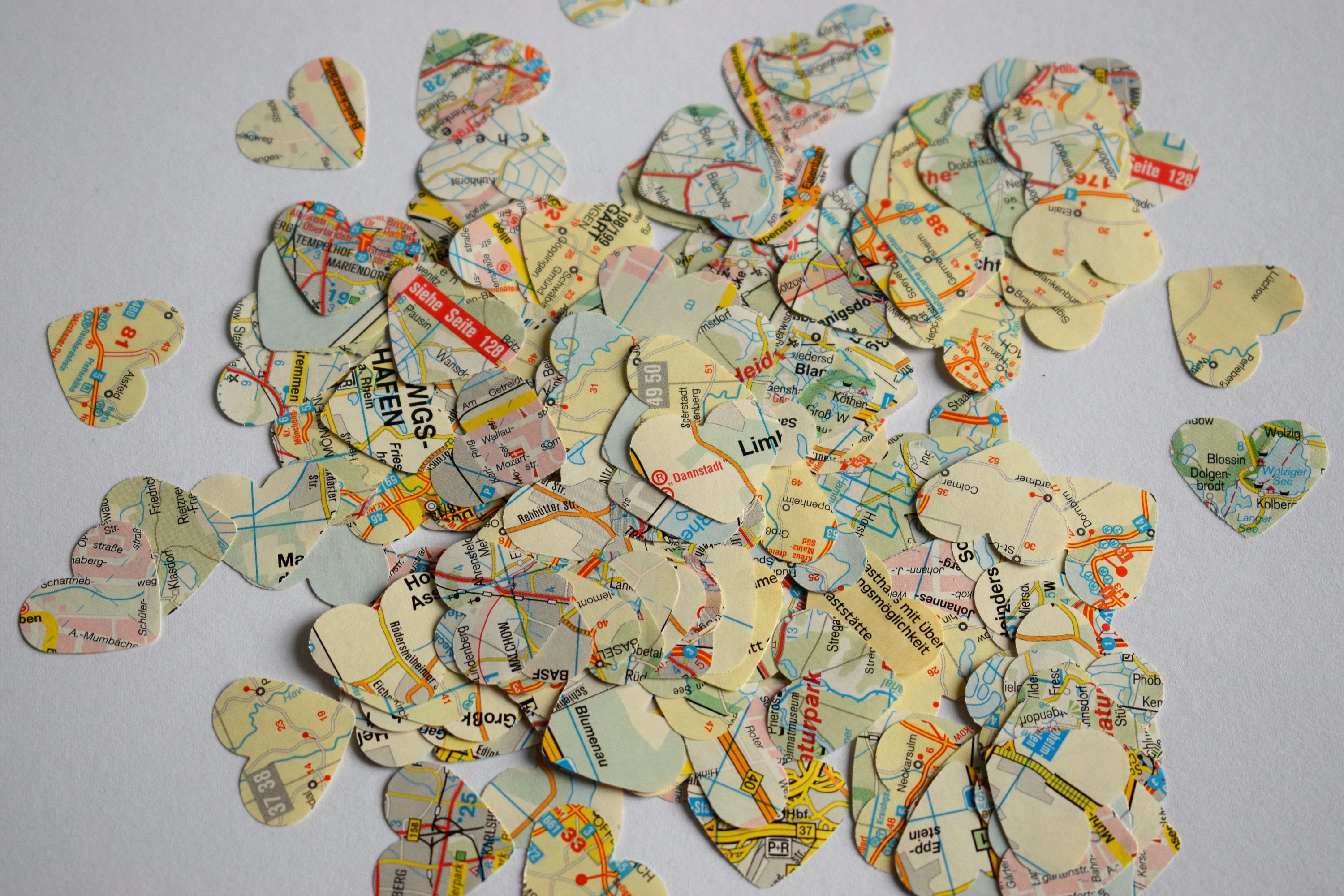 Hearts Confetti World Map Atlas for Globetrotters Invitations Travel ...