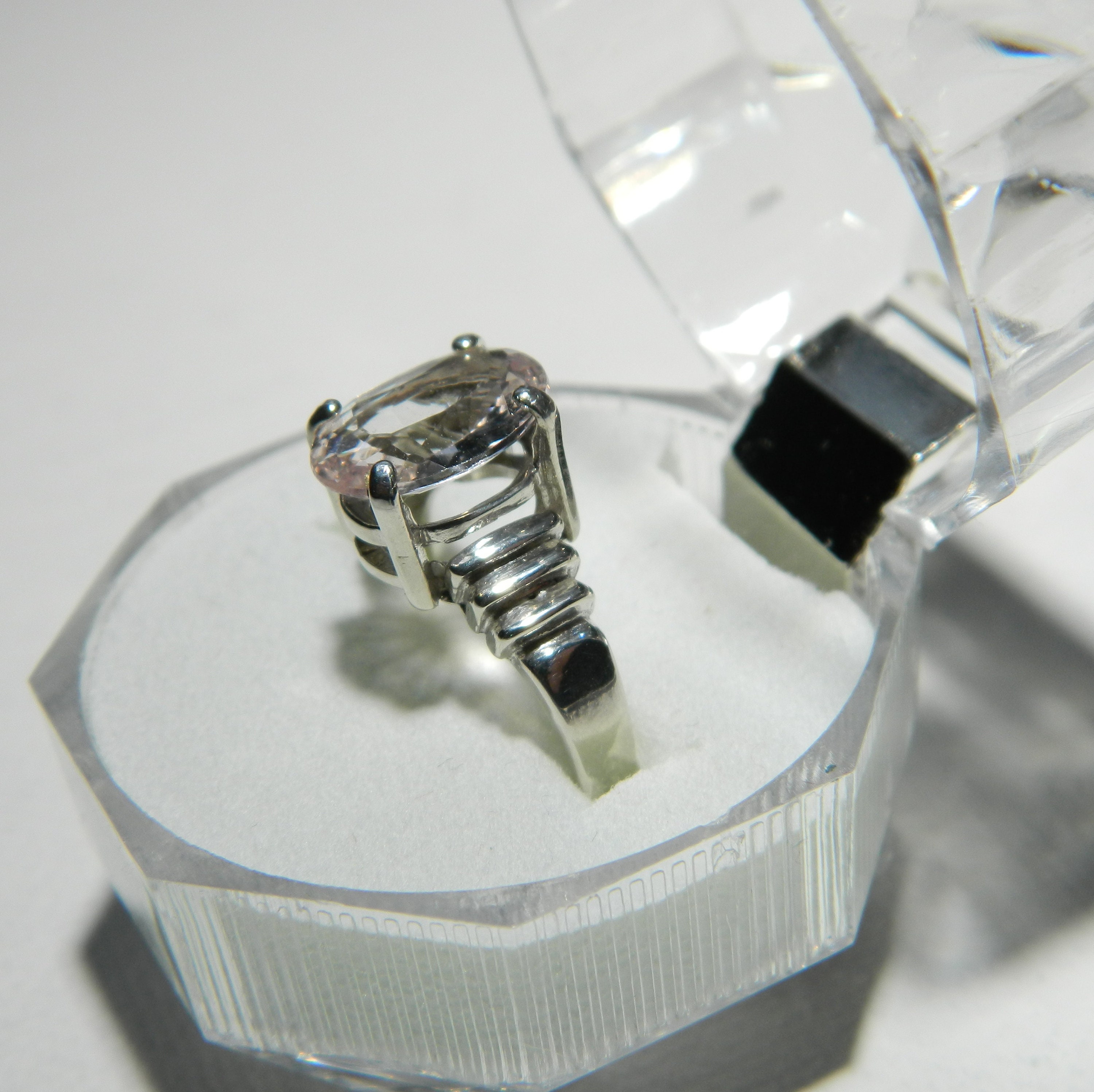 MORGANITE Sparkling Palest Pink VVS Morganite 2.2 ct Oval | Etsy