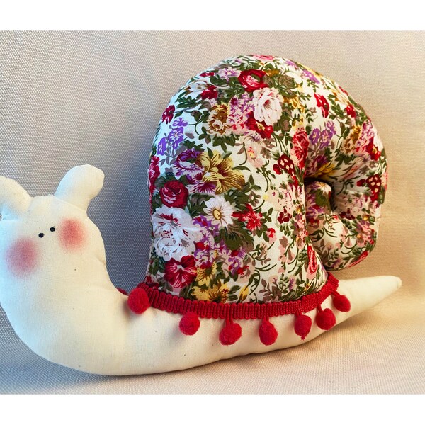 Snail Toy - Etsy