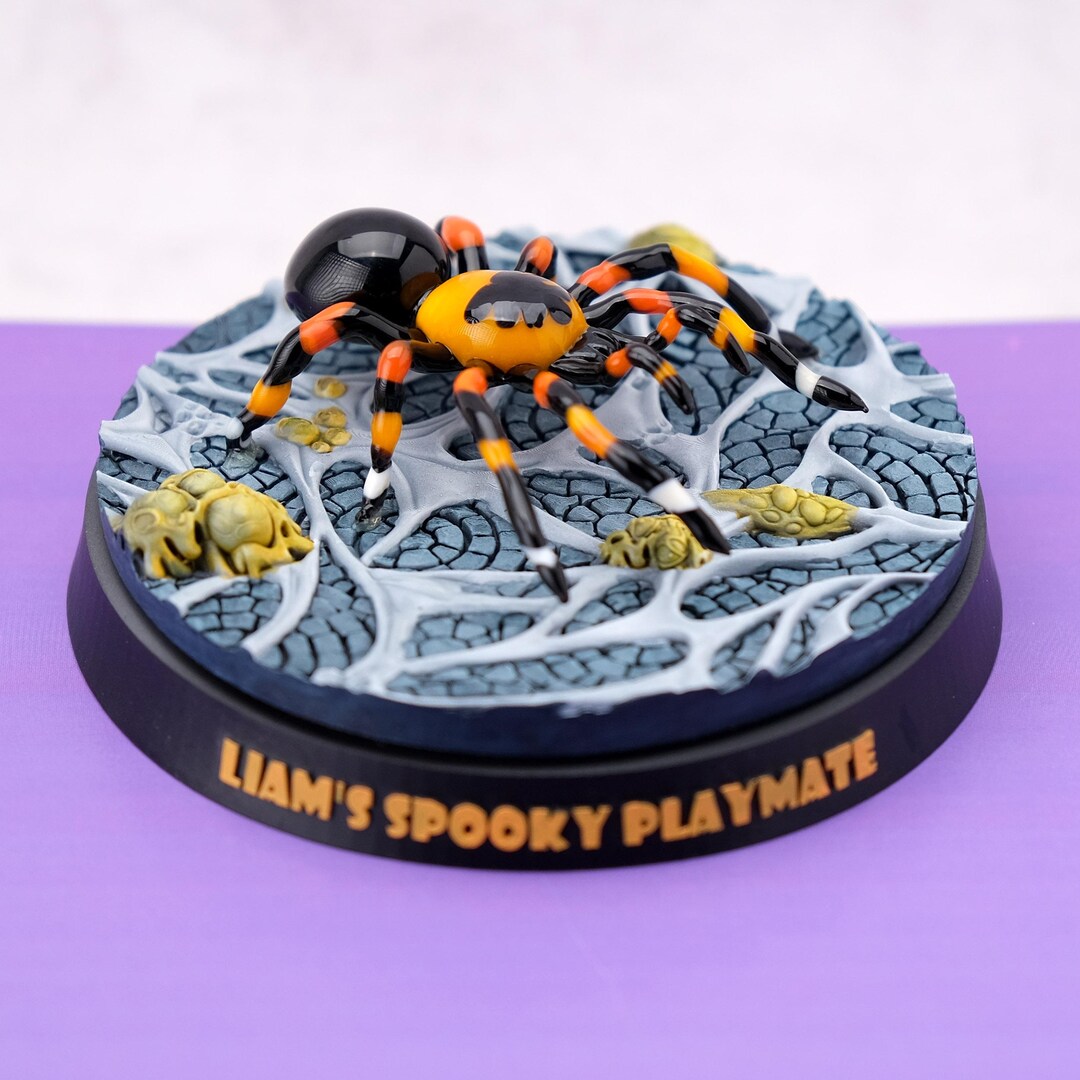 Handcrafted Glass Tarantula Figurine on Custom 3D Printed Base With ...