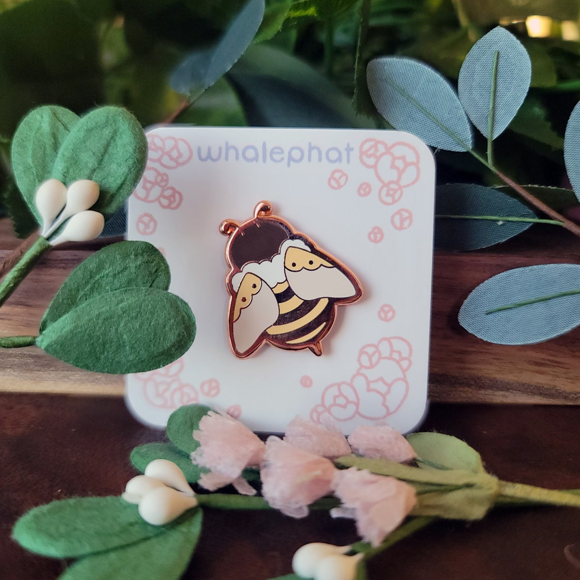 1 Bee Hard Enamel Pins - Etsy