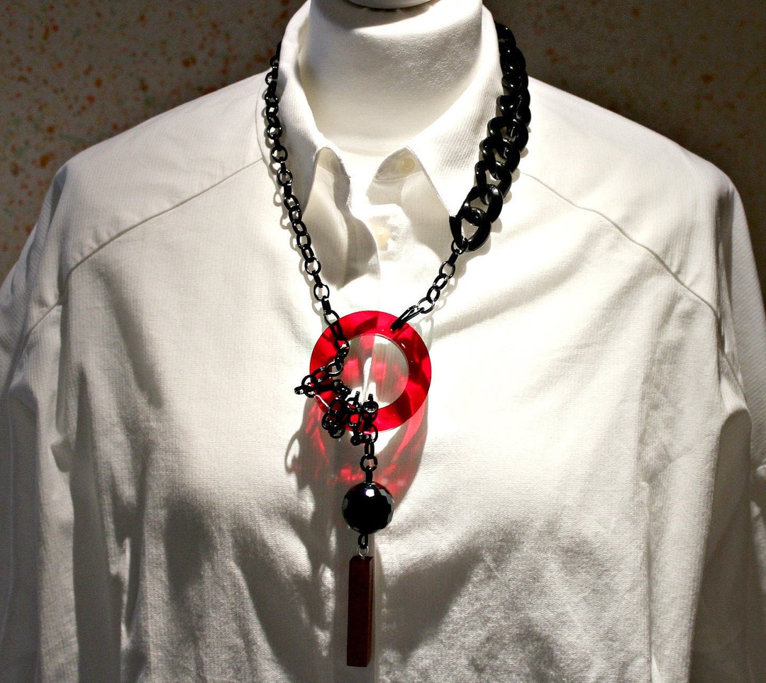 Red Black Long Chain Lariat Necklace Belt , Chunky Contemporary ...