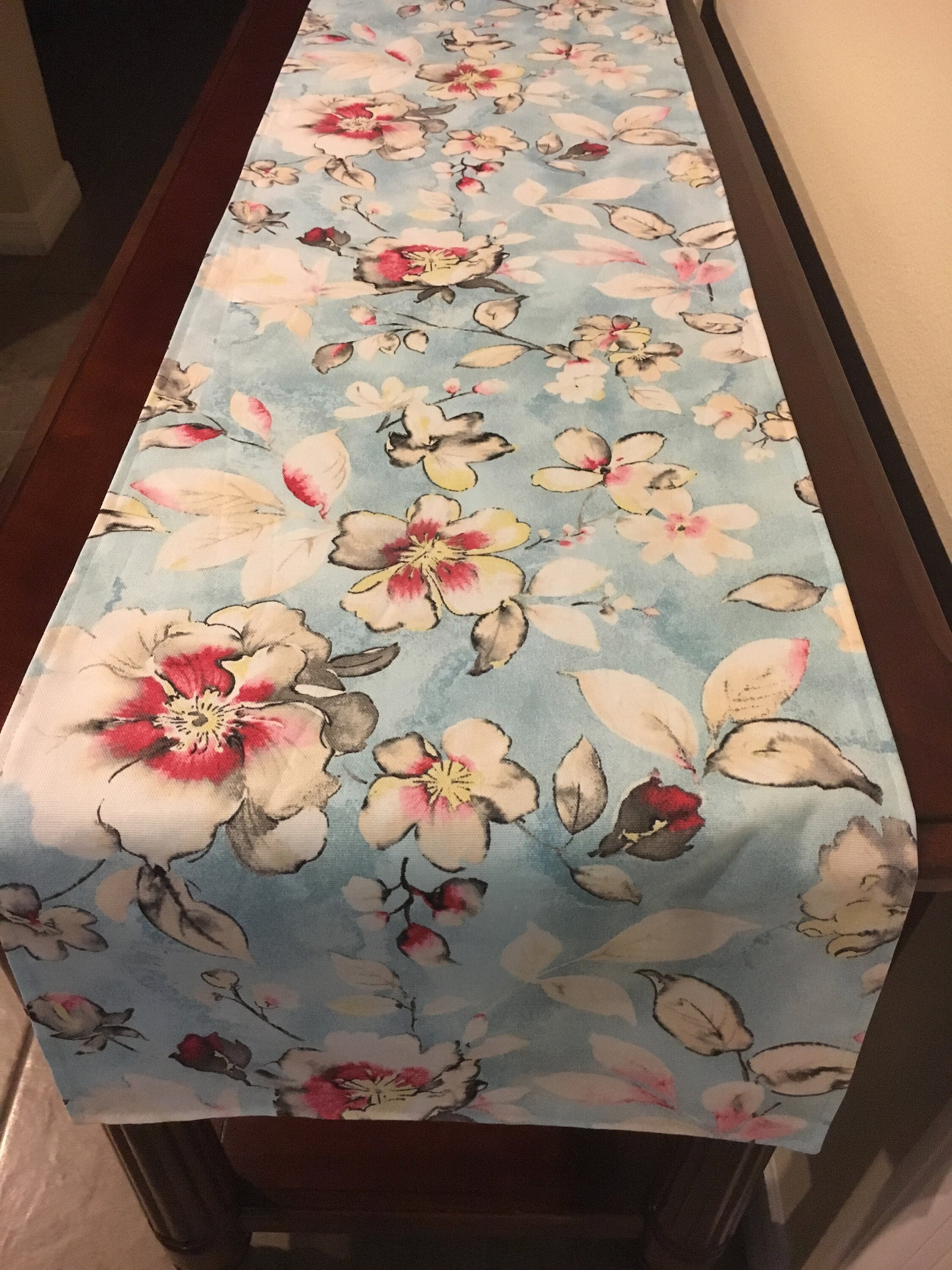 Floral Pattern Spring-summer Handmade Table Runner. White - Etsy