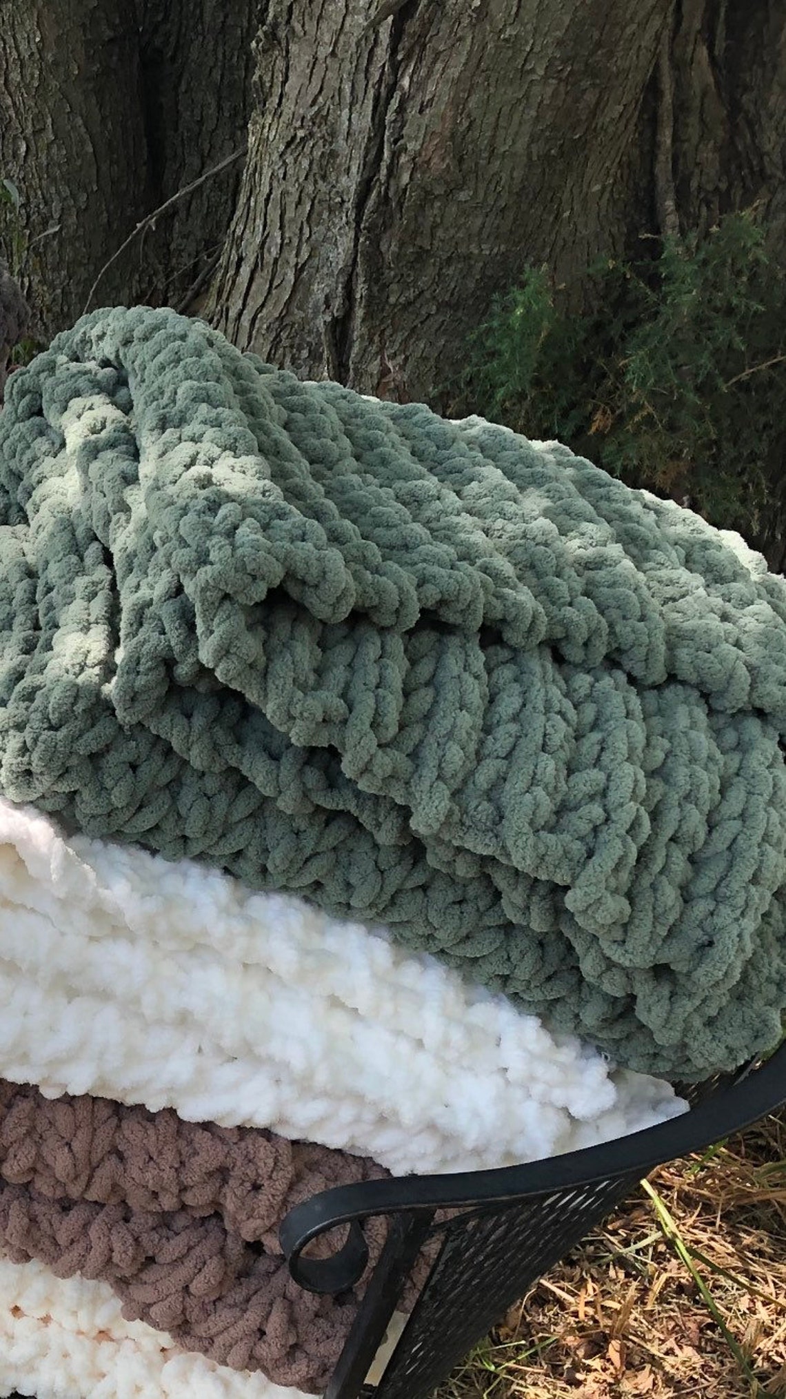 Sage Thick Crocheted Throw. Green Chunky Blanket - Etsy