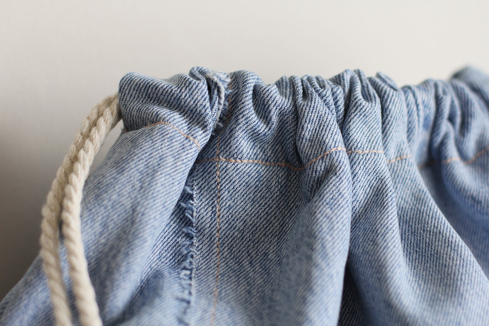 Denim drawstring backpack made out of Levi's jeans | Etsy