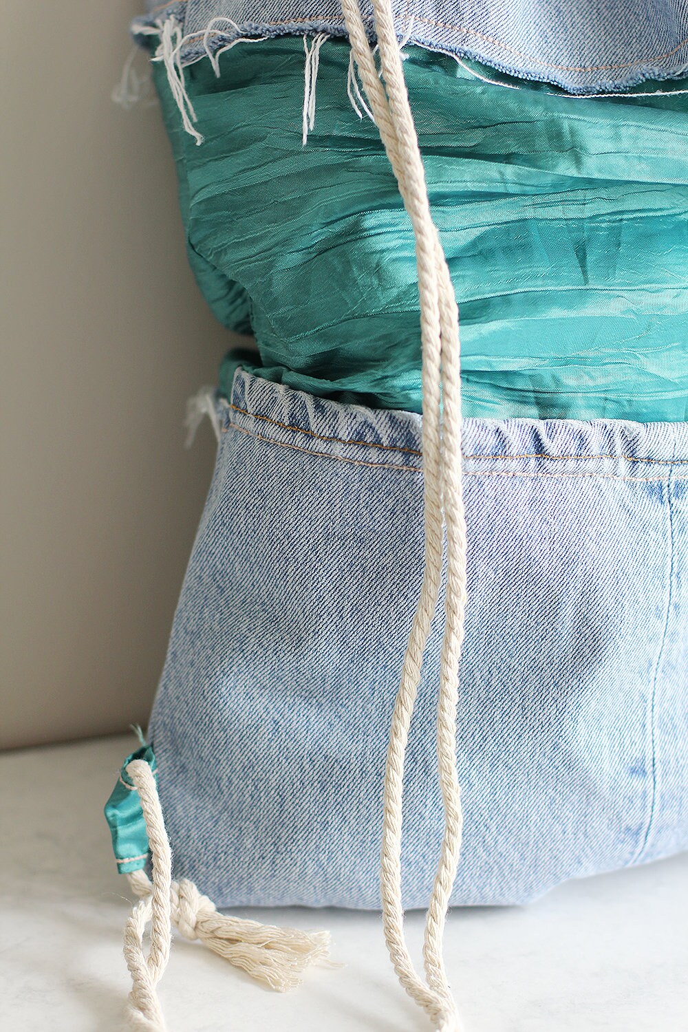 Denim drawstring backpack made out of Levi's jeans | Etsy
