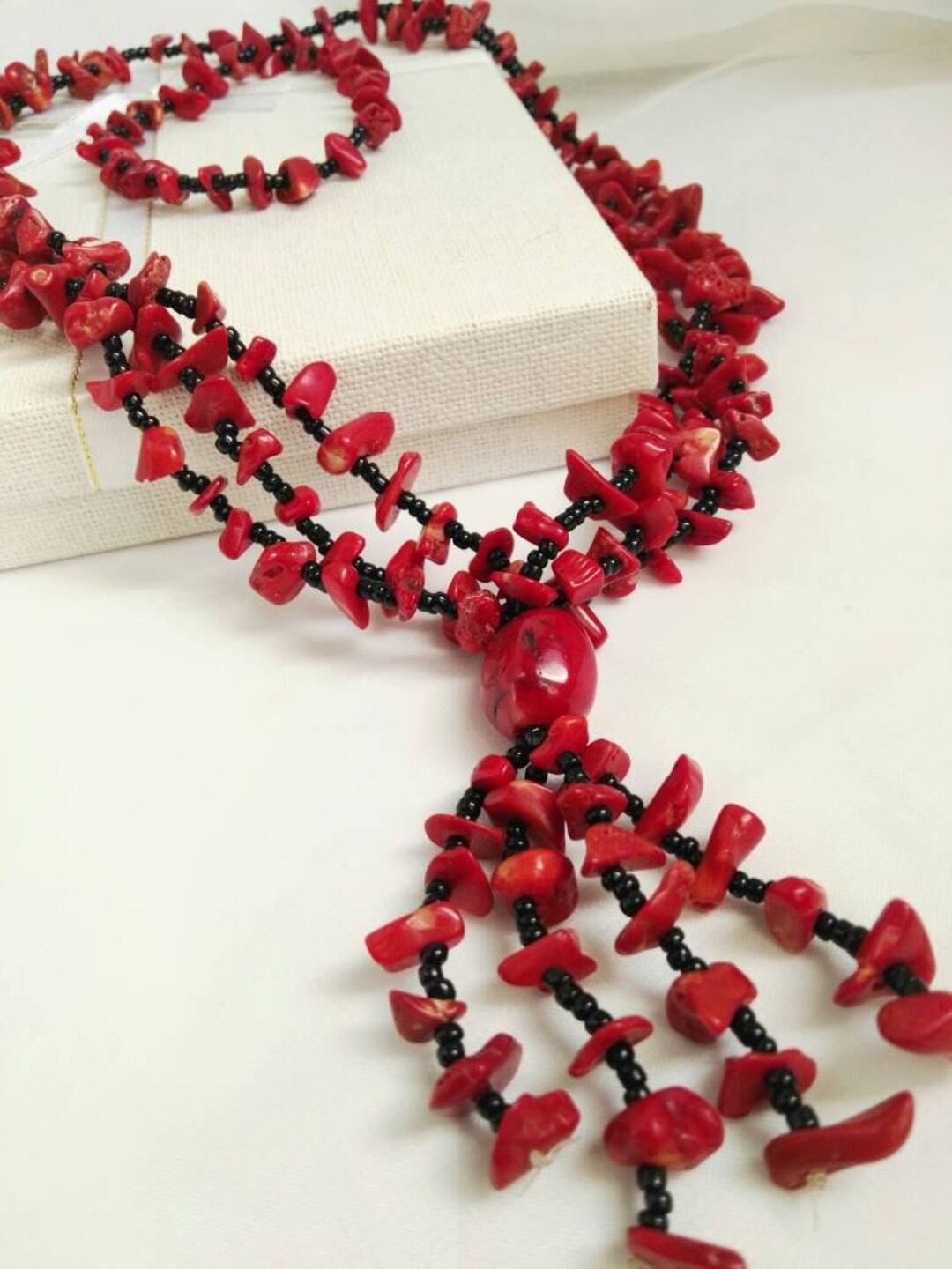 COEUR, AMOUR, CADEAU, collier de corail rouge, collier de corail chips ...