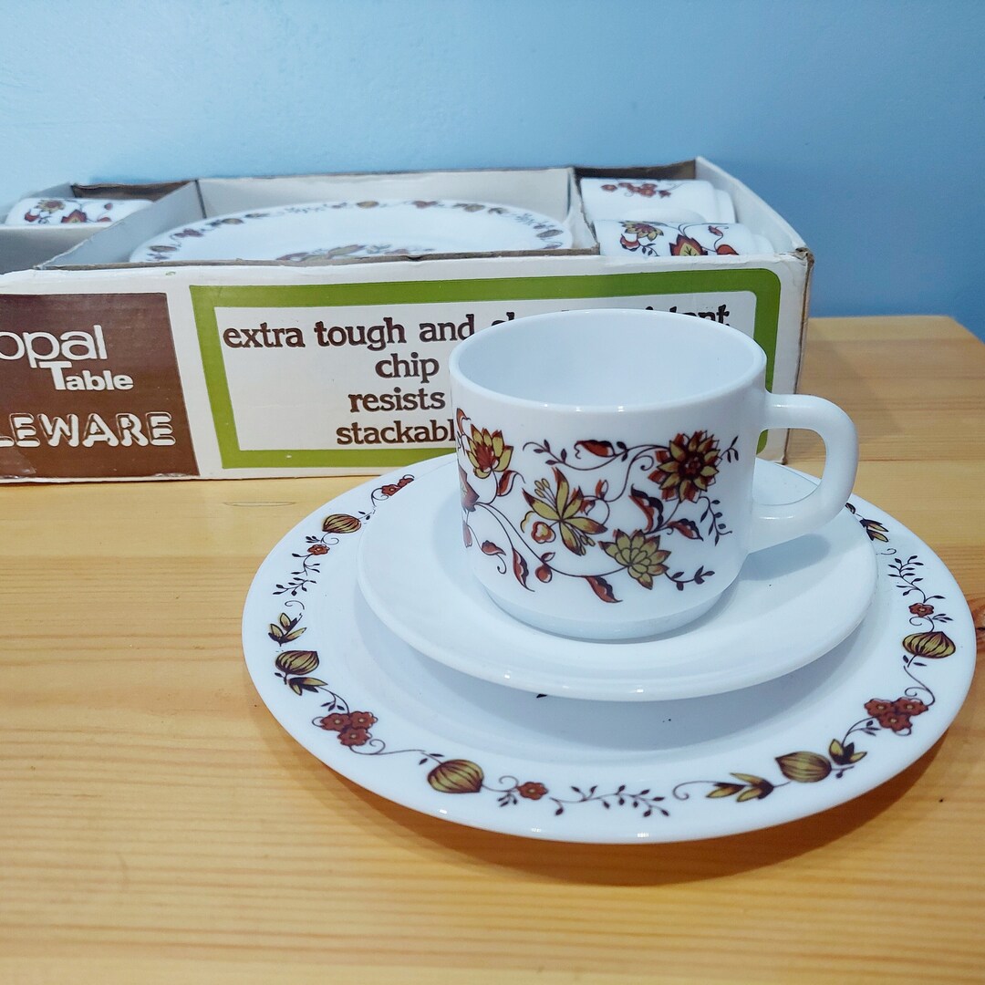 Retro Boxed Set of 4 Arcopal Teacup Trios, Milk Glass Made in France ...