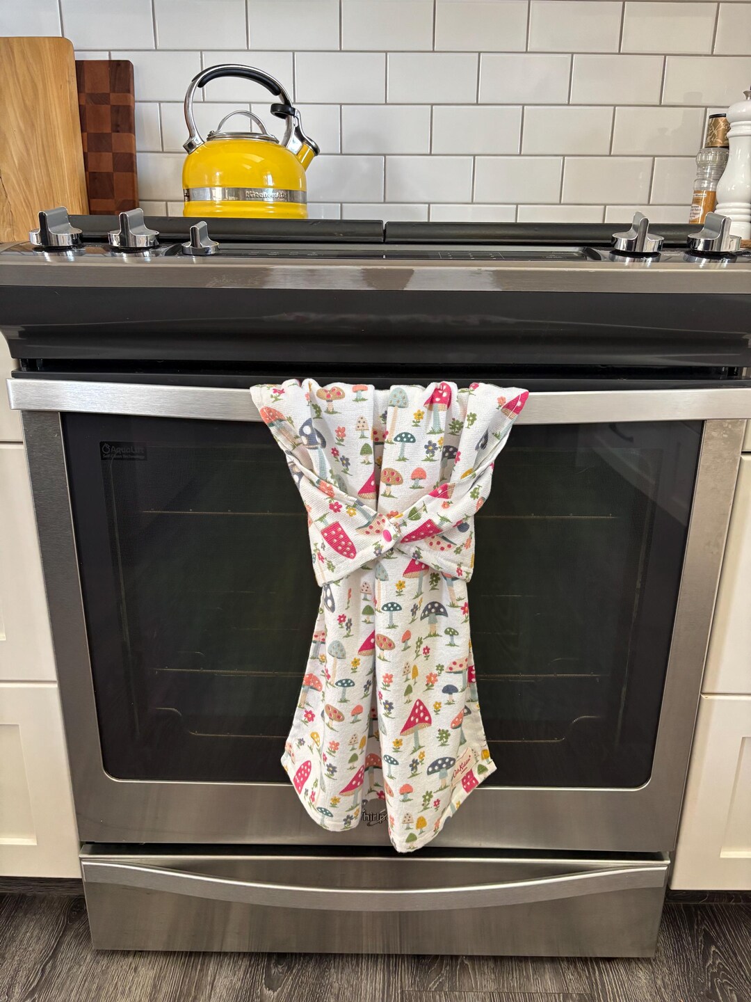 Snappy Hanging Snap on Hand Towel Dishtowel • Towel for Stove ...