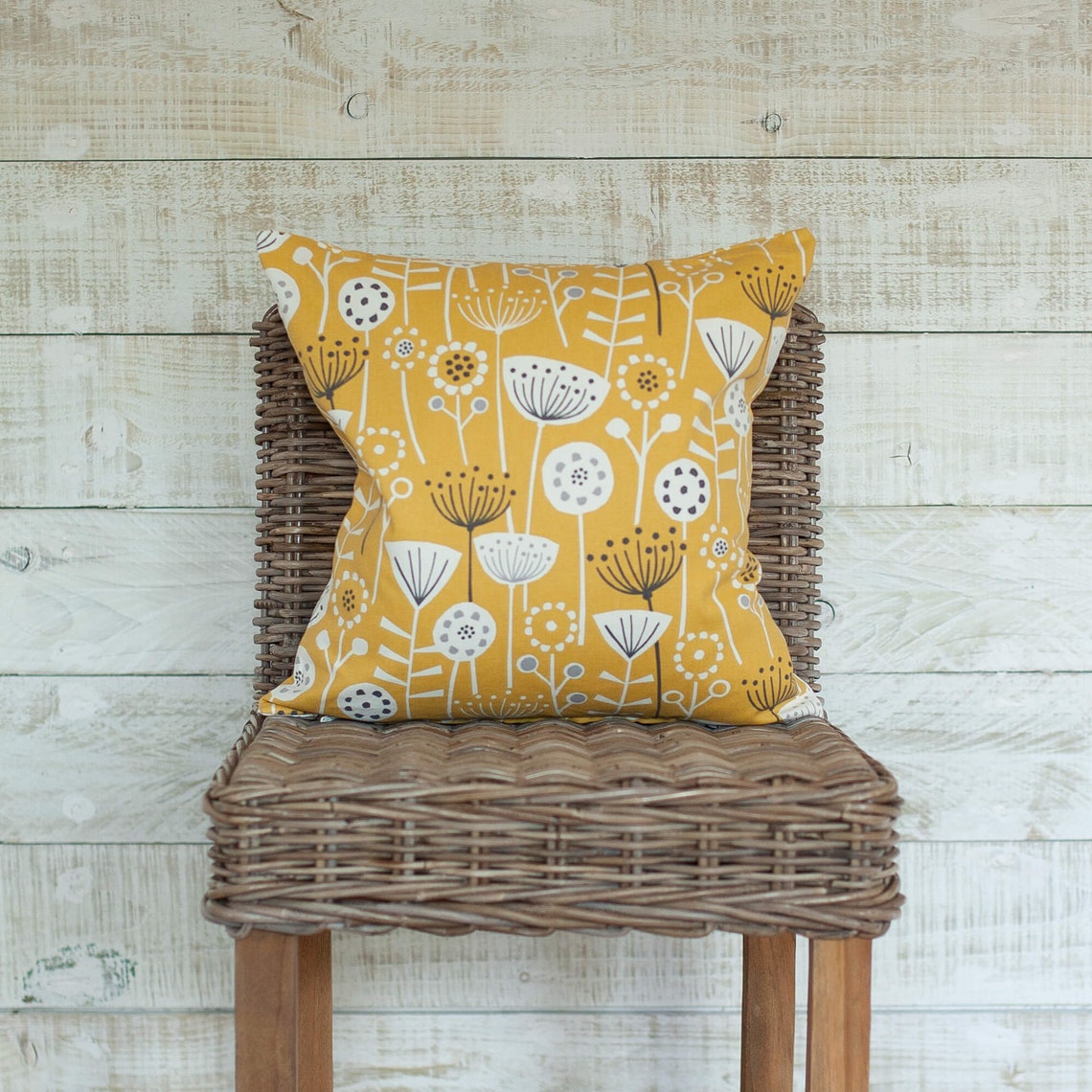 Scandinavian Floral Style Cushion. 100% Cotton 17"x17" Cushion Cover ...