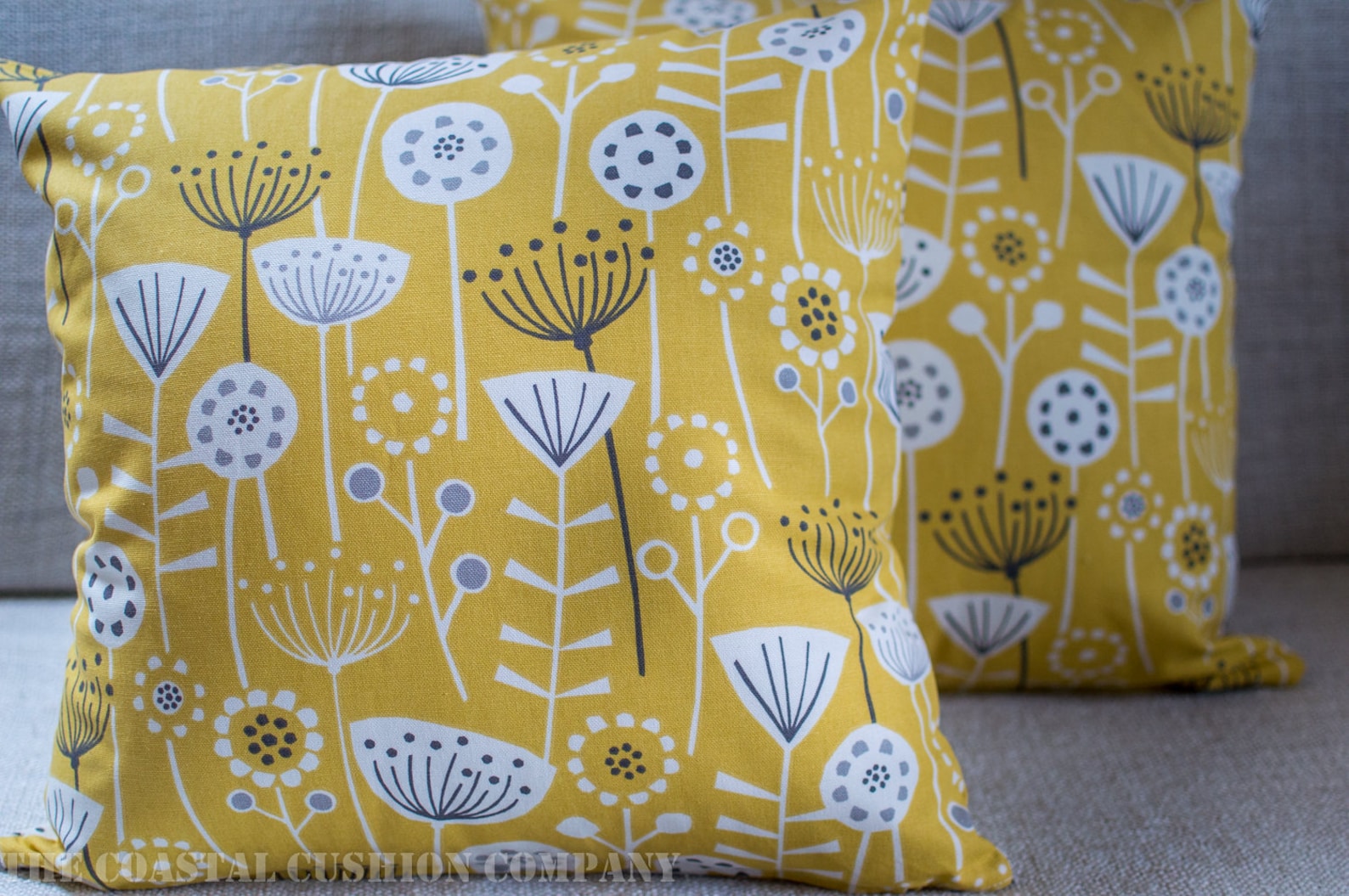 Scandinavian Floral Style Cushion. 100% Cotton 17"x17" Cushion Cover ...