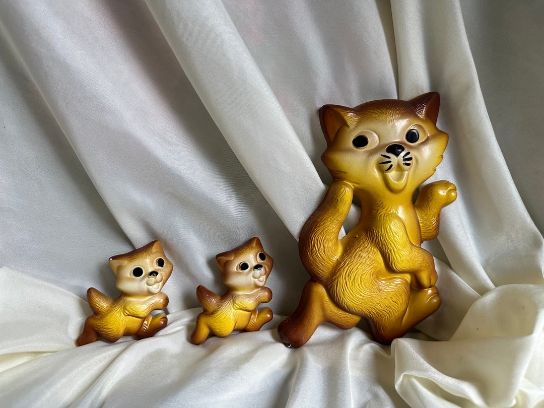 Vintage 1970 Miller Studio Chalk Ware Cat Hanging Vintage Cat Family ...