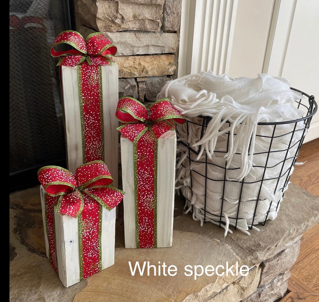 Set of 3 Farmhouse Style Chunky Presents - Etsy