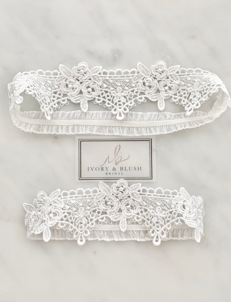Light Ivory Lace Wedding Garter - Etsy UK