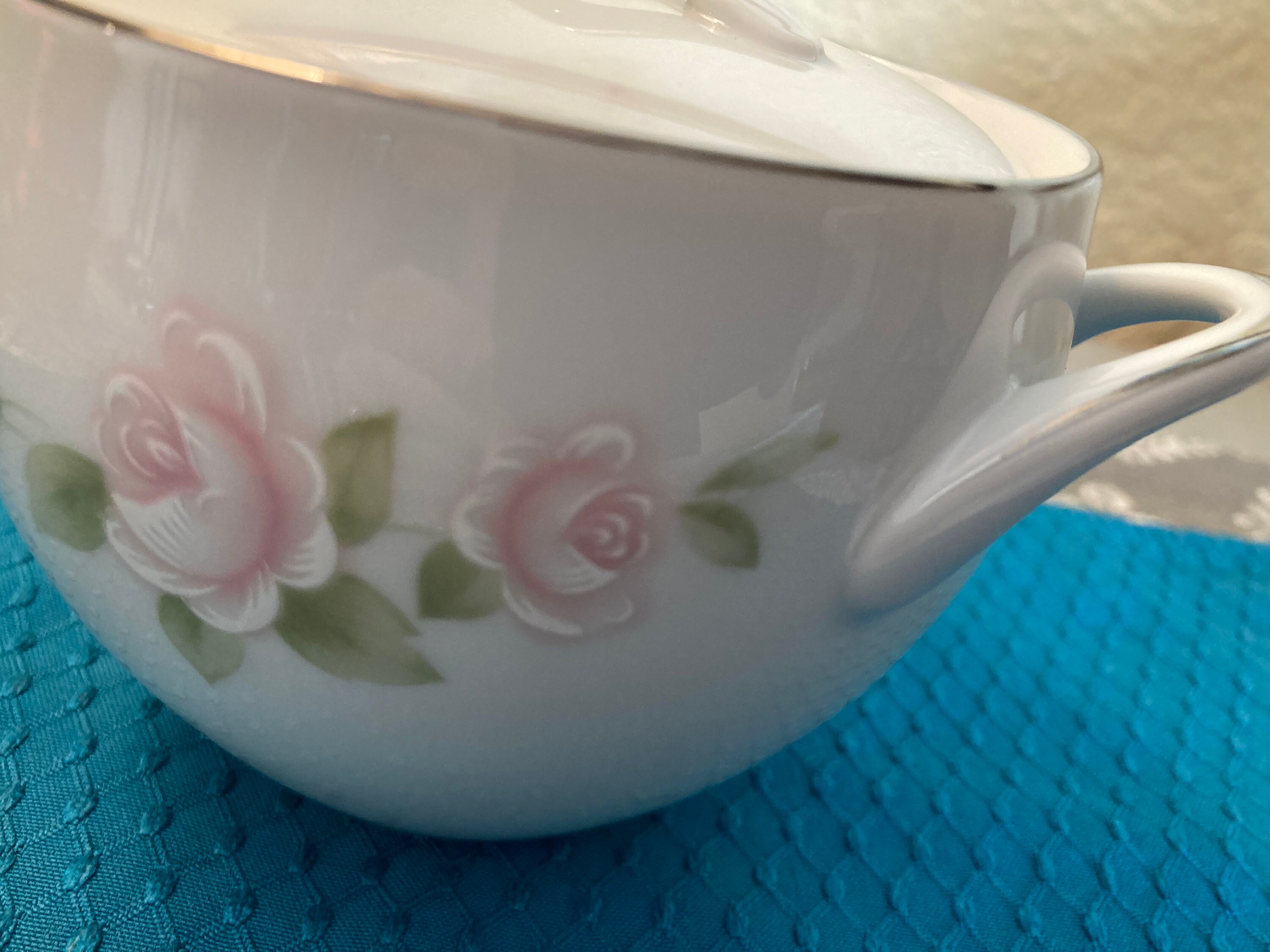 Vintage Replacement China Style House Fine China Tudor Rose Covered ...