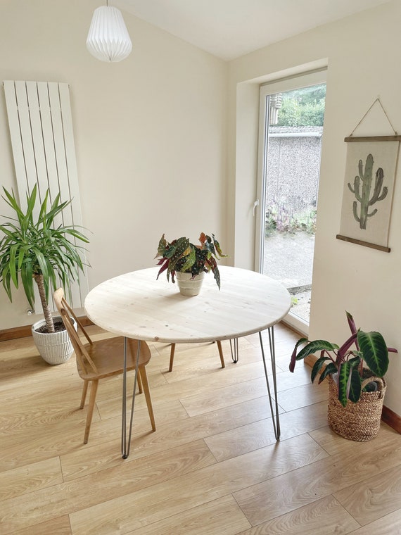 Round Dining Table. Solid Wood Circular Table. Kitchen Table. - Etsy UK