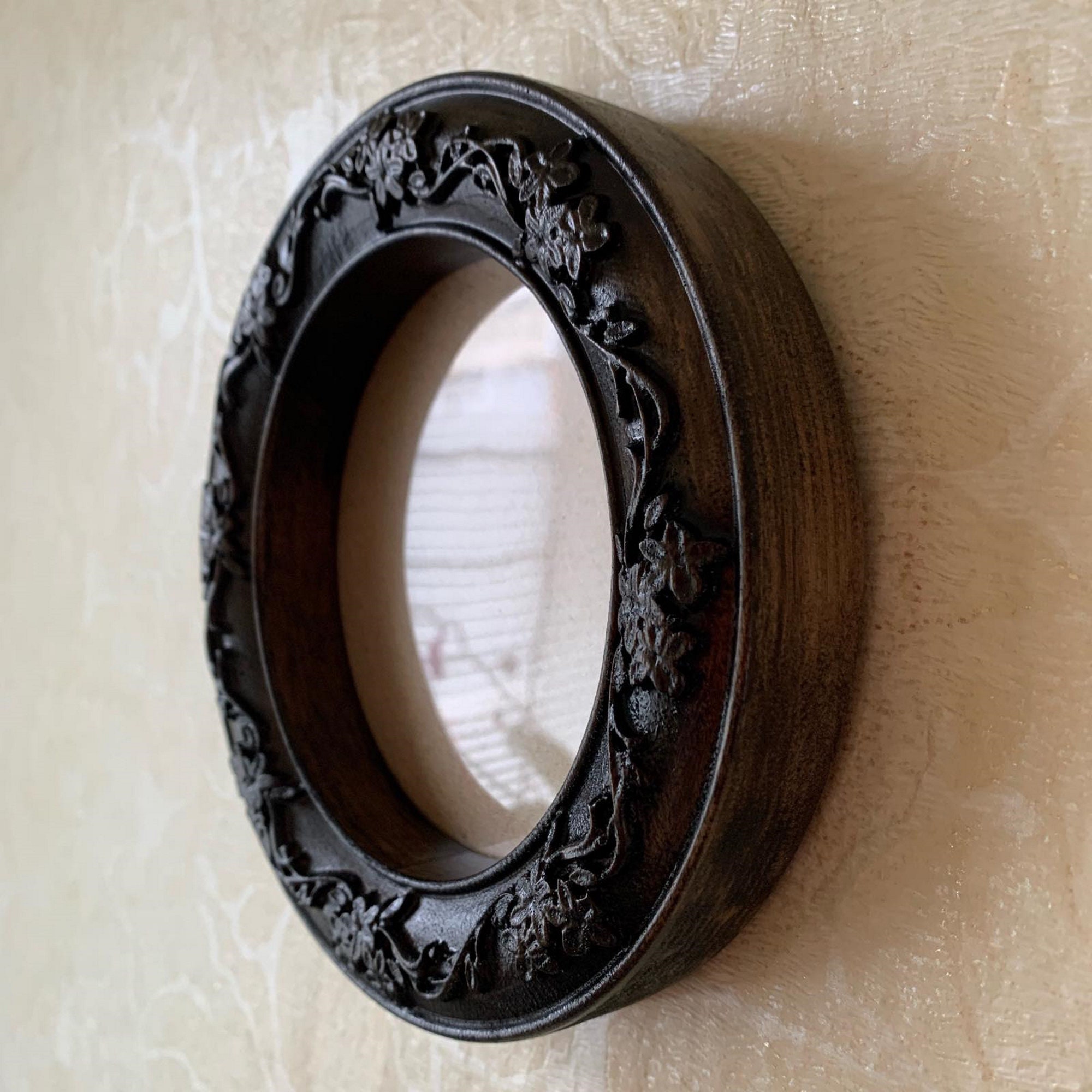 Small Picture Frame, Round Photo Frames, Decorative Floral Ornate ...