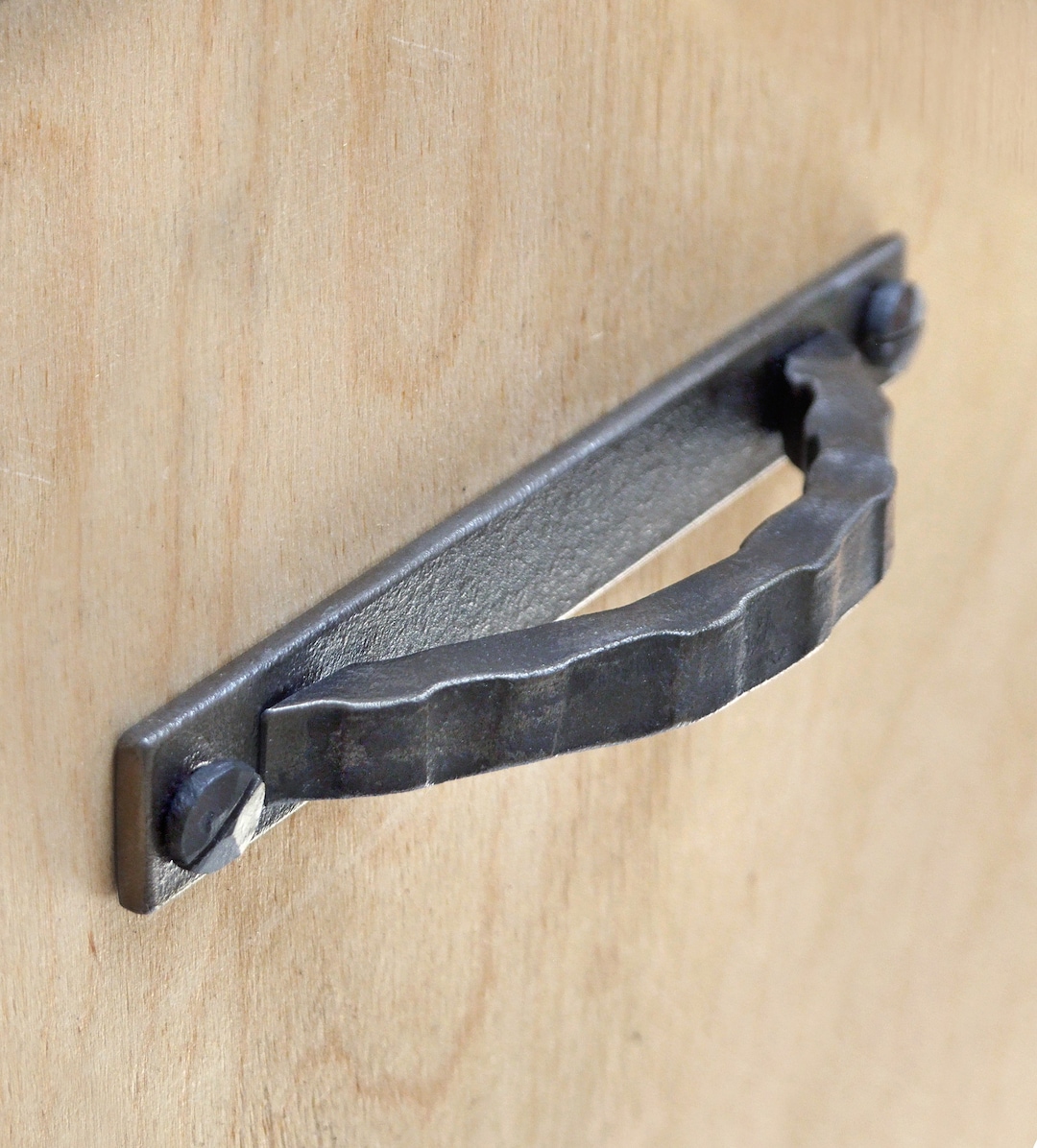Hand Forged Rusty Drawer Pulls Wrought Farmhouse Cabinet Kitchen Unit ...