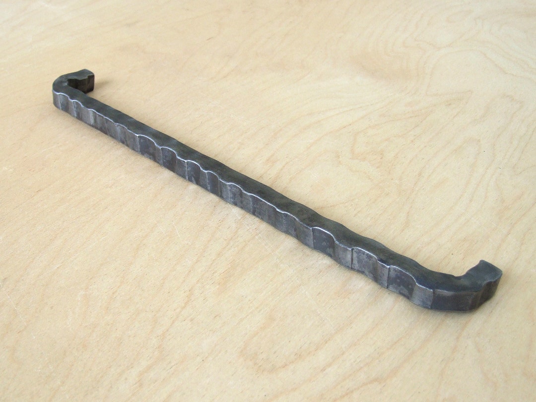 Hand Wrought Forged Drawer Pulls Knobs Handles Industrial Hammered ...