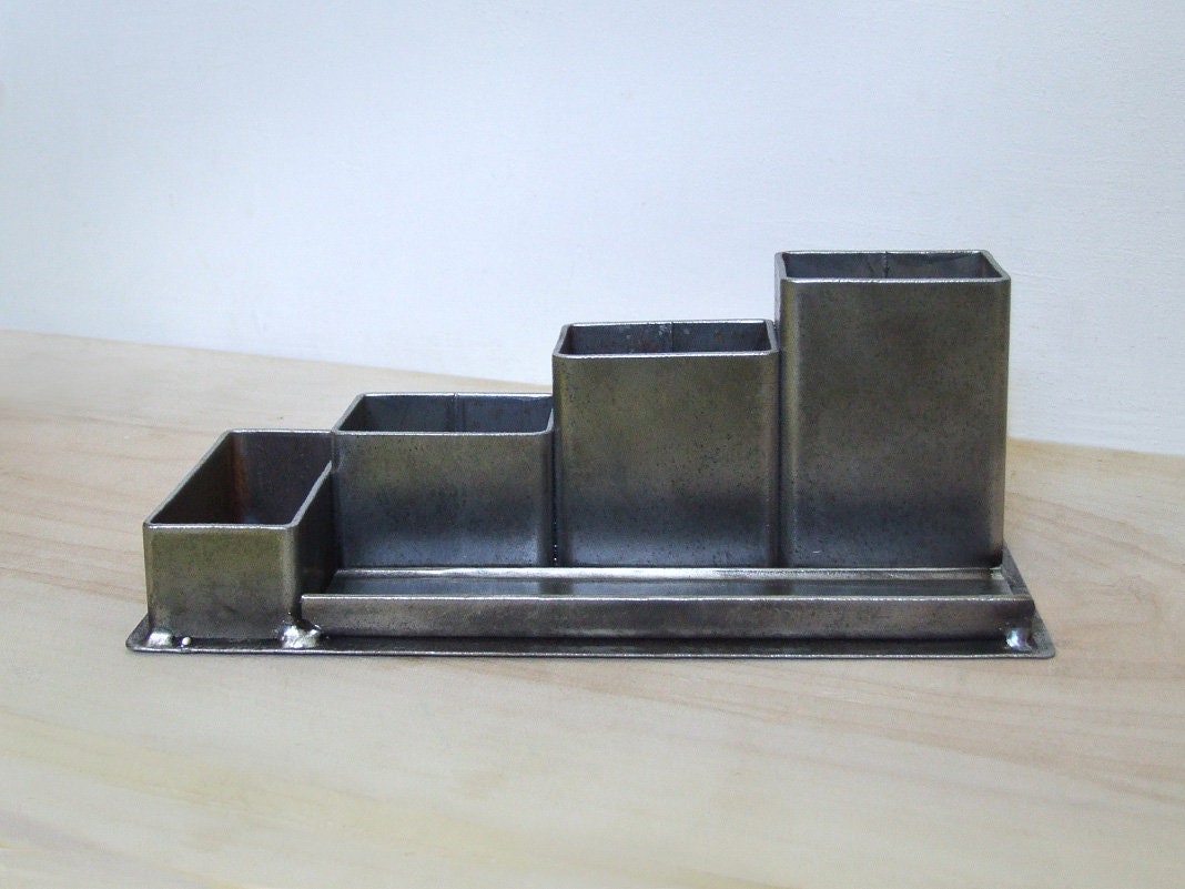Rusty Industrial Steel Desk Organizer Metal Pen Stand Home Living Loft ...