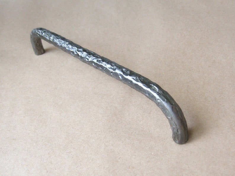 Hand Forged Drawer Pulls Knobs Hammered Wrought Industrial Loft Handles ...