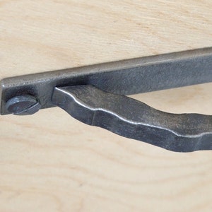 Hand Forged Rusty Drawer Pulls Wrought Farmhouse Cabinet Kitchen Unit ...