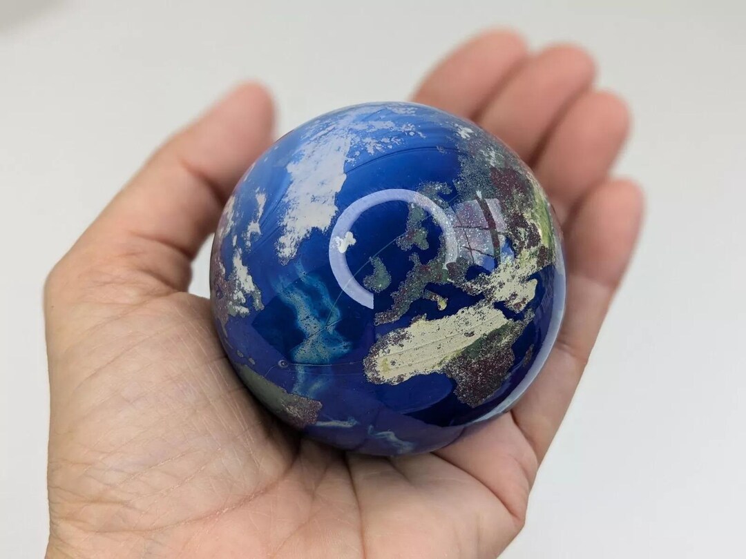 Lundberg Studios World Paperweight, Signed, Art Glass, Planet Earth ...