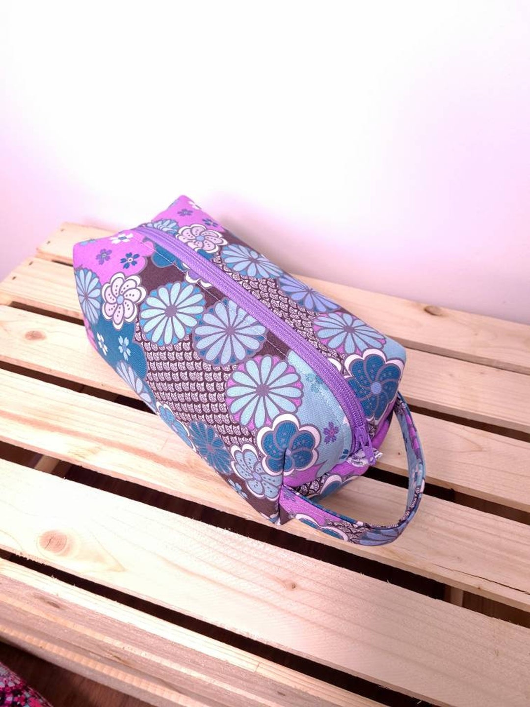 Petite trousse à maquillage à fleurs violette, trousse de toilette de ...