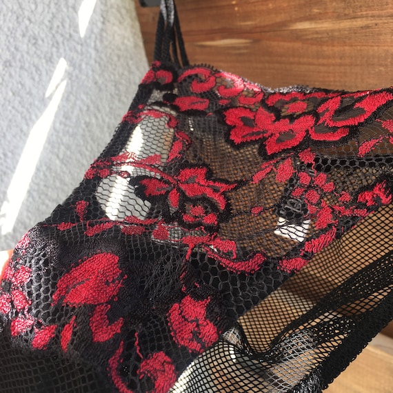 Marvel by La Perla lace floral black red vintage knic… - Gem