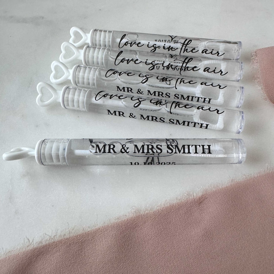 Personalised Wedding Bubbles: Love is in the Air - Etsy