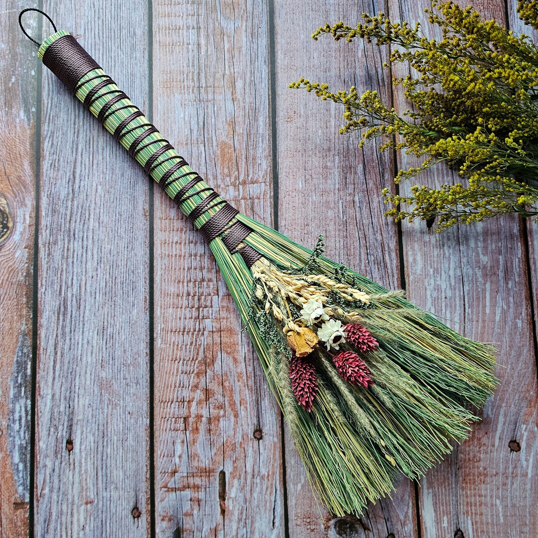 Hawktail Whisk Broom Cottagecore Decorative Hand Broom With Dried ...