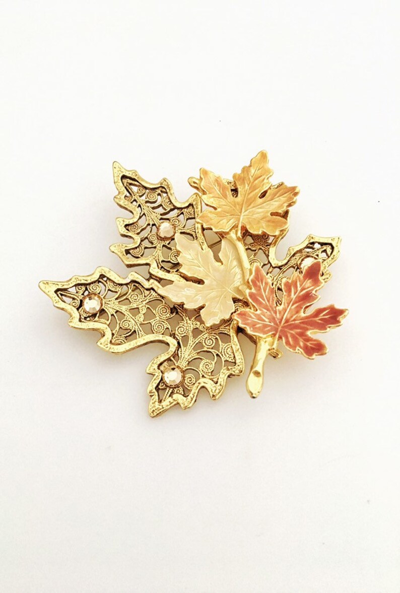 Vintage 1970s Maple Leaf Brooch Signed KC. Gold Filigree With - Etsy