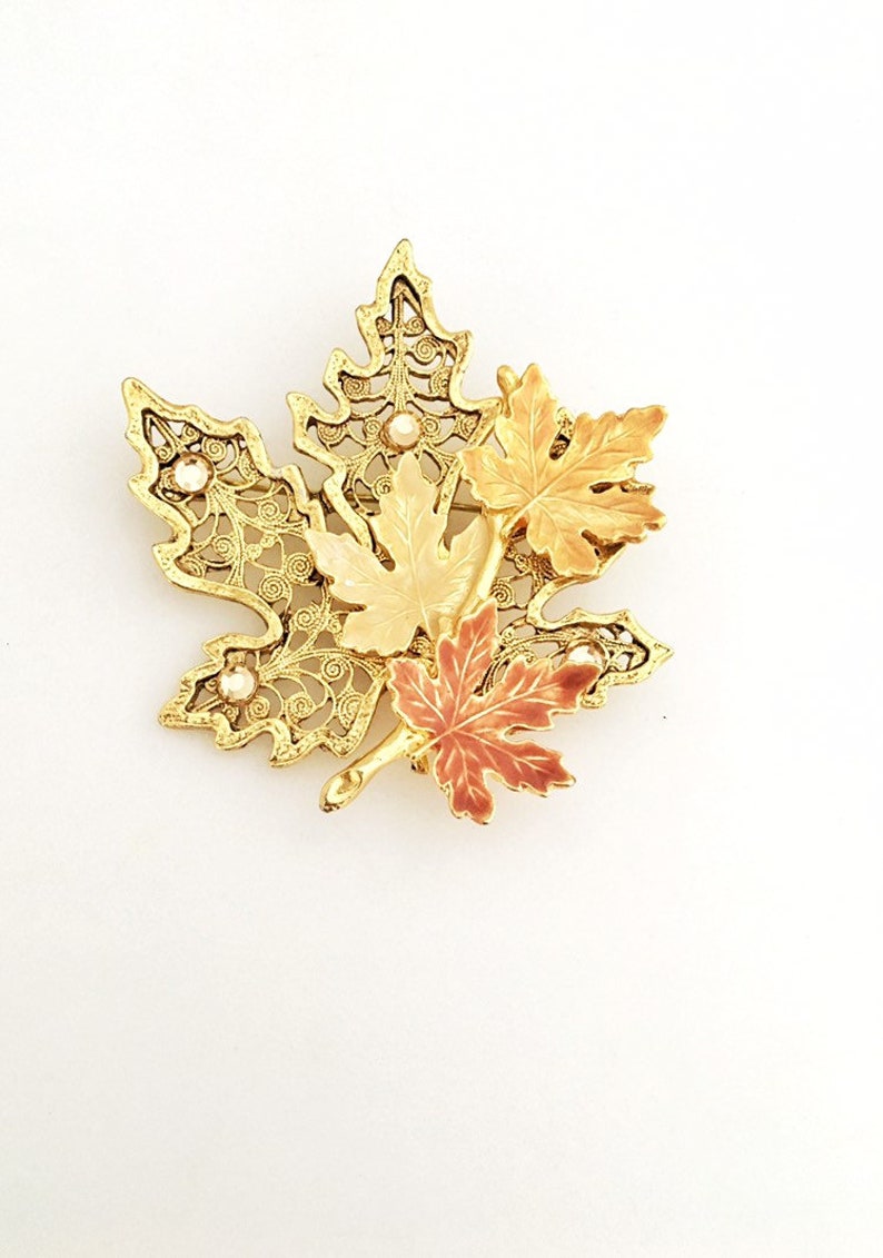 Vintage 1970s Maple Leaf Brooch Signed KC. Gold Filigree With - Etsy