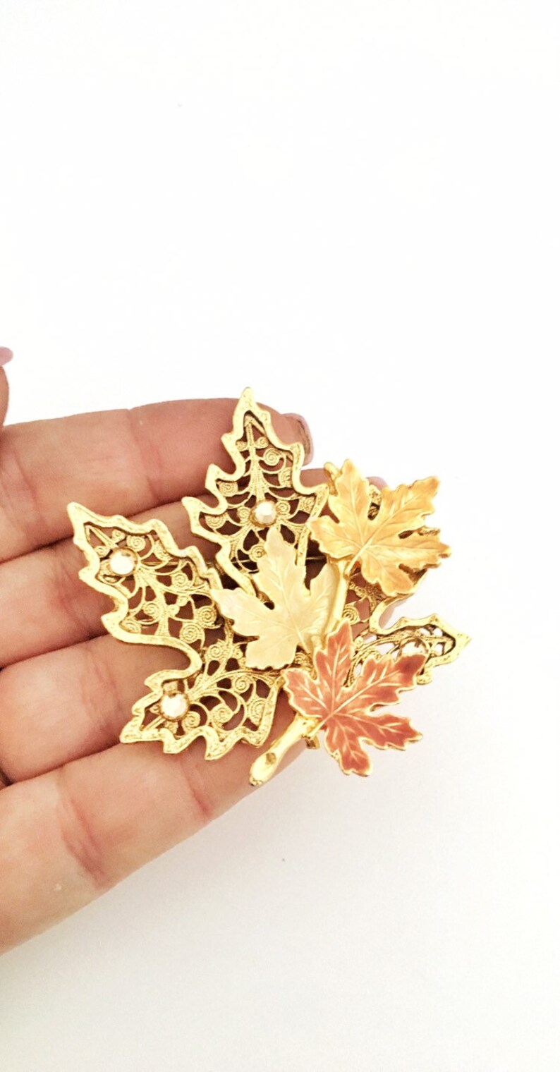 Vintage 1970s Maple Leaf Brooch Signed KC. Gold Filigree With - Etsy