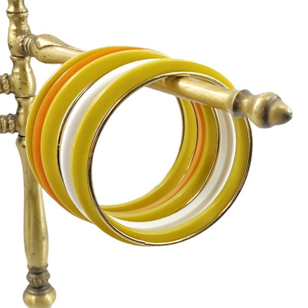 Vintage Lucite 70s Bangle Bracelets With Modern Gold Tone Metal Bangle ...