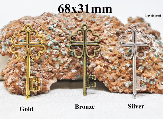 68x31mm Clover Leaf Key Lead Free Pewter Pendant - Etsy