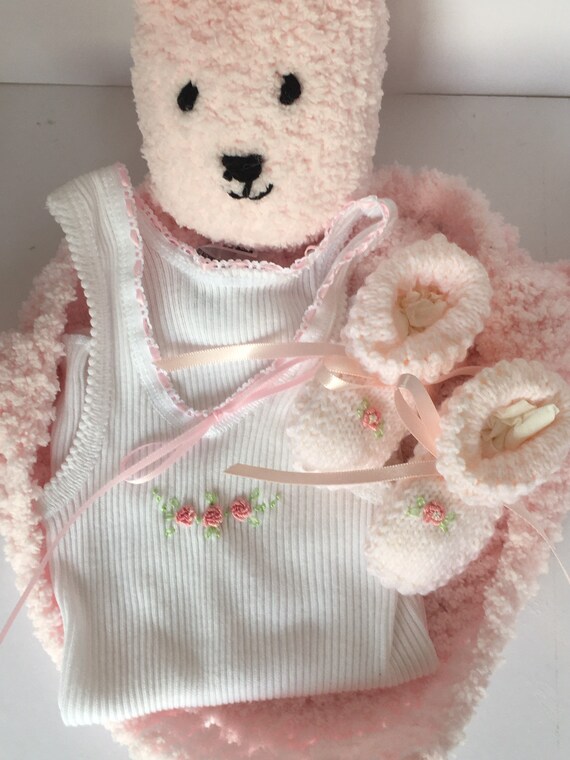 Baby Girl Little Roses Gift Set - Etsy