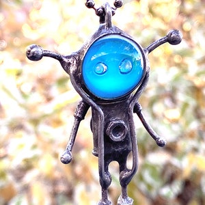 Space Dude Creature Alien Robot Pendant Spaceman Cyberpunk Necklace ...