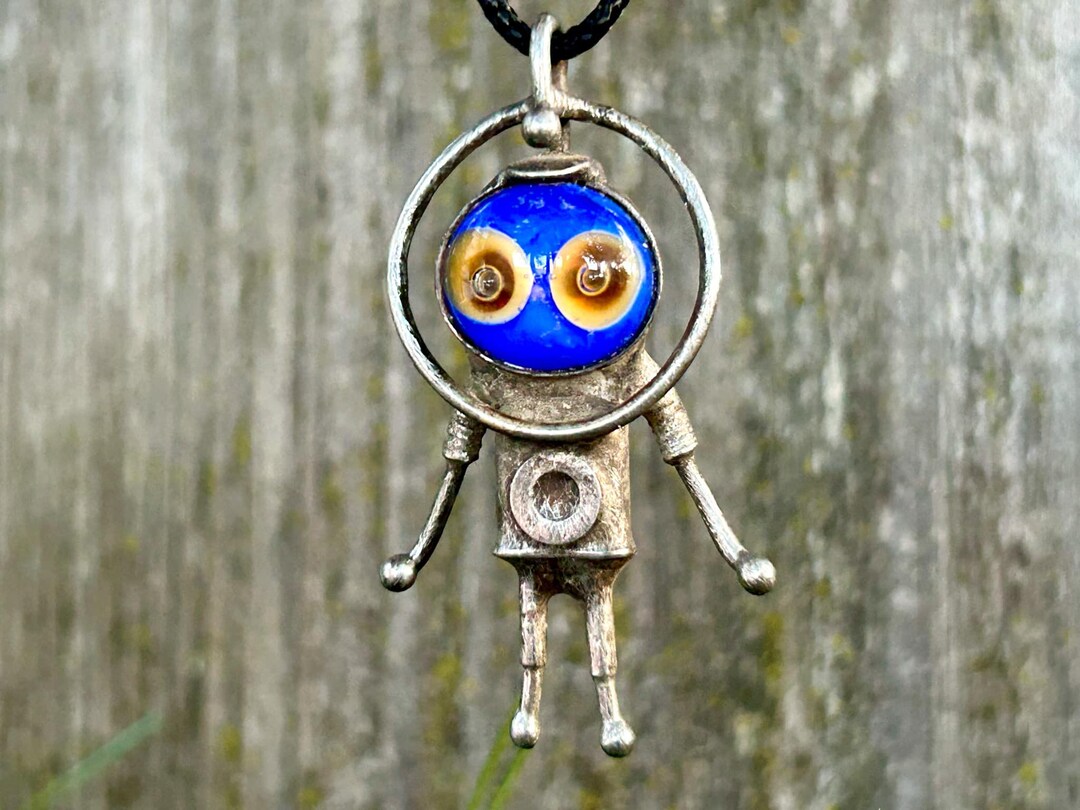 Little Kind Alien Pendant Industrial Jewelry Necklace Steampunk Future ...