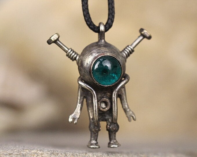 Mechanic Alien Pendant Artisan Postapocalyptic Mens Necklace - Etsy