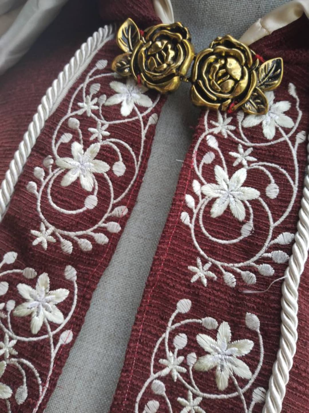 Red Embroidered Fantasy Cape for Renaissance Fair Fantasy Photoshoot - Etsy