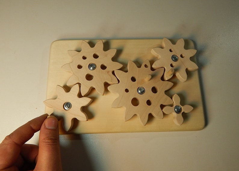 Wooden Gears Toy Wood GEAR Busy Board Montessori Toddler Toy Waldorf ...