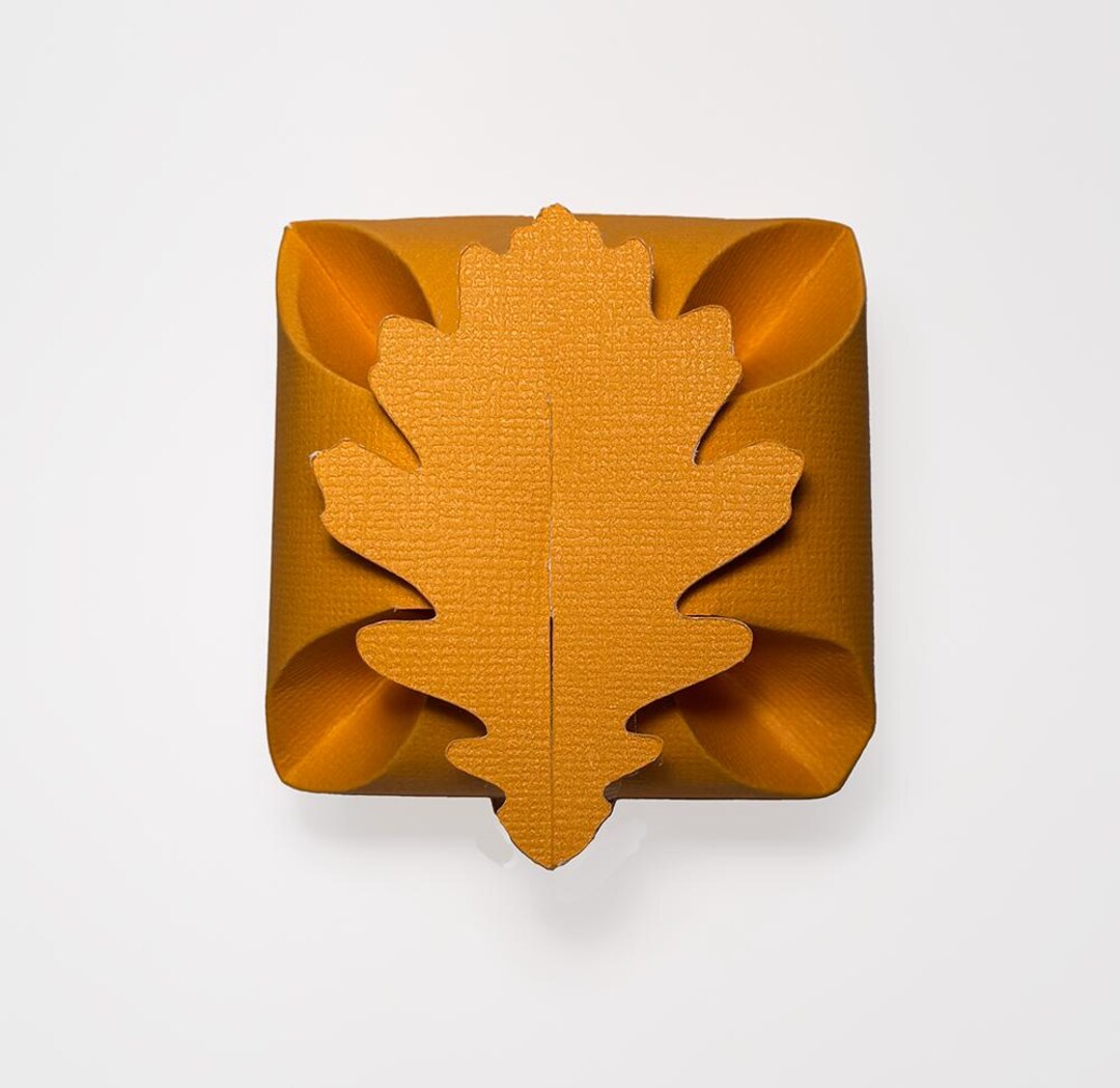 Oak Leaf Petal Treat Gift Box Digital Cut File for Silhouette, Cricut ...