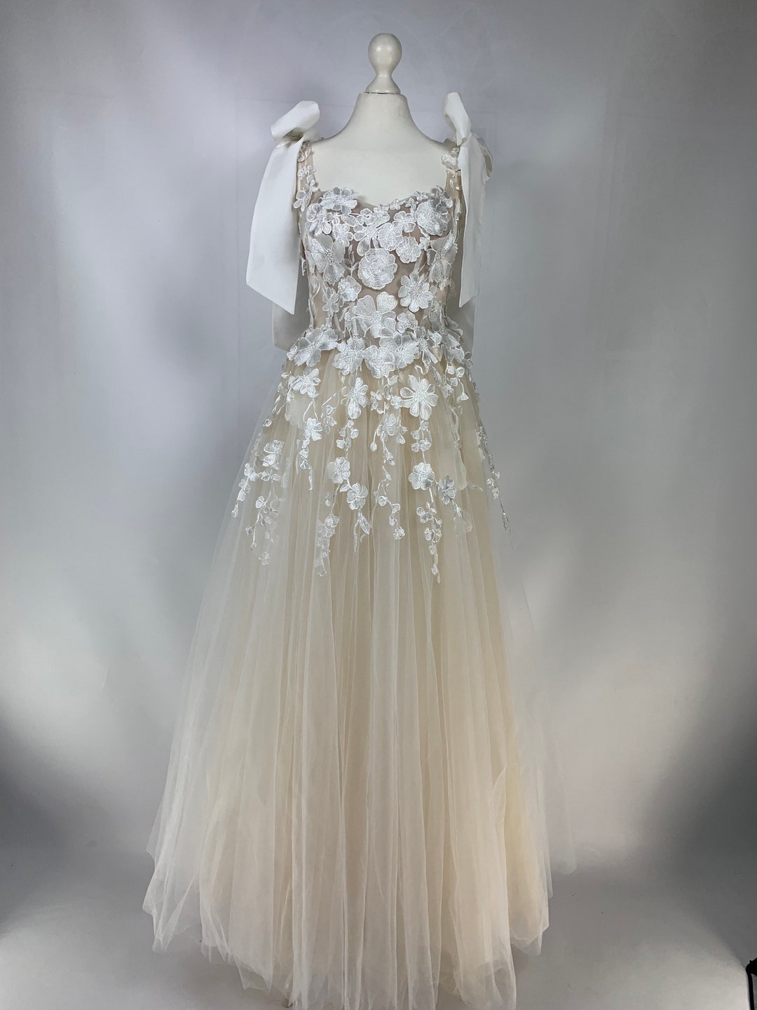 Wedding Tulle Corset Dress, White 3D Flowers, Hand-decorated, Wedding ...