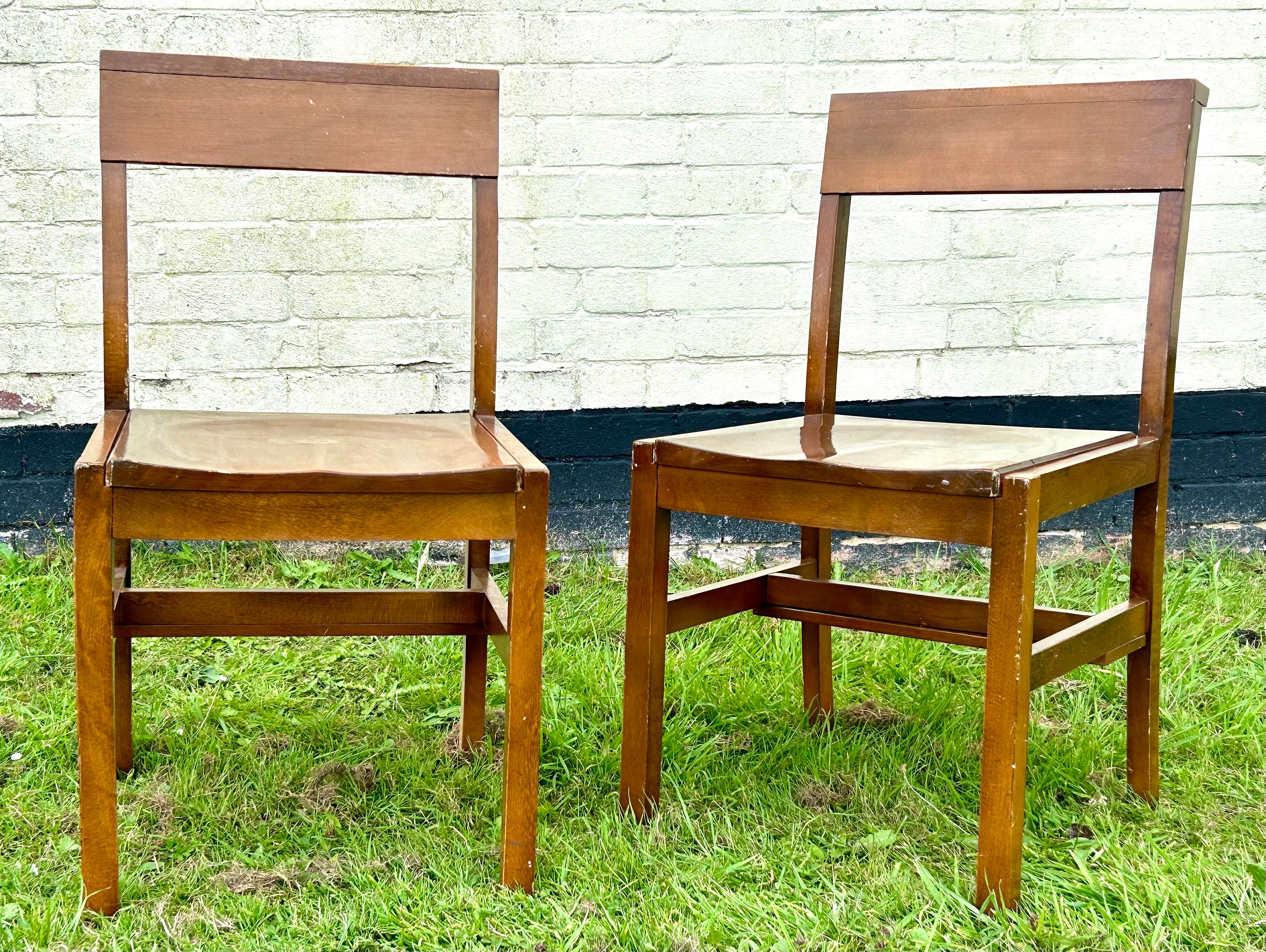 Second hand vintage dining chairs store