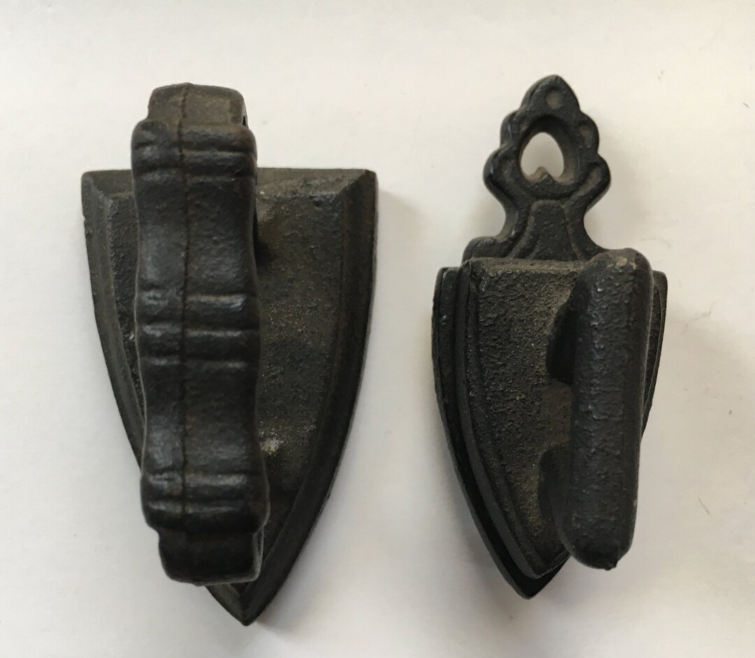 Miniature Cast Iron Sad Irons (2) - Etsy