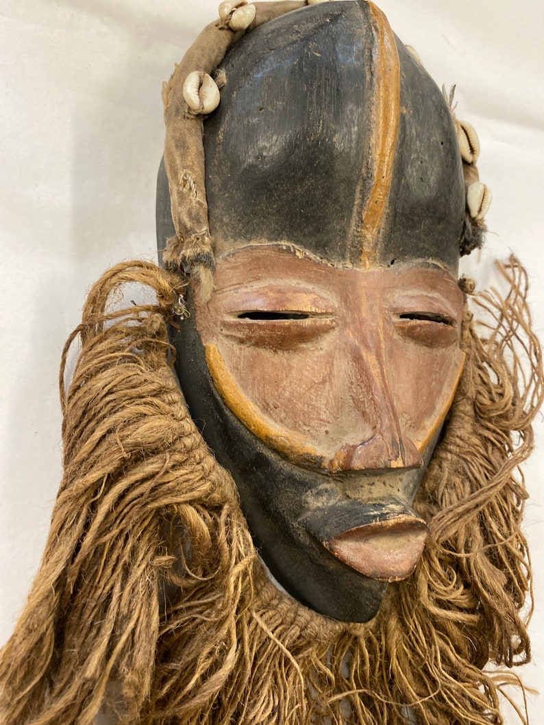 Old African Tribal Mask With Cowry Shells - Etsy